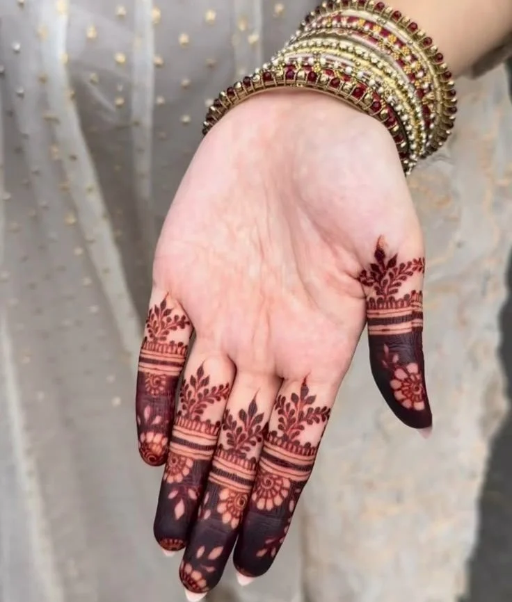 200+ Cute Front Hand Simple Mehndi Designs For Beginner